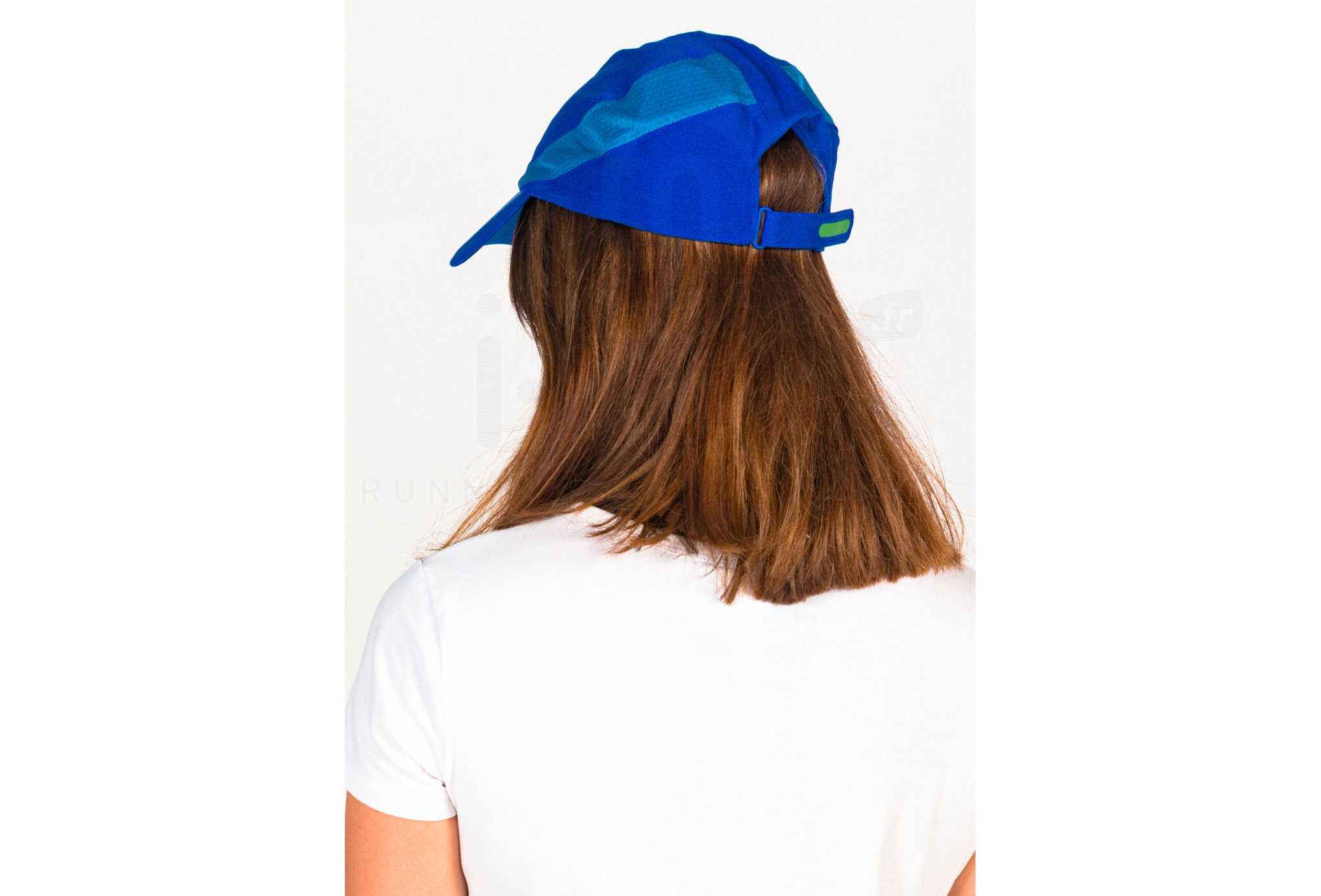 adidas Retro Runner im Angebot | Damen Sportzubehör Caps adidas