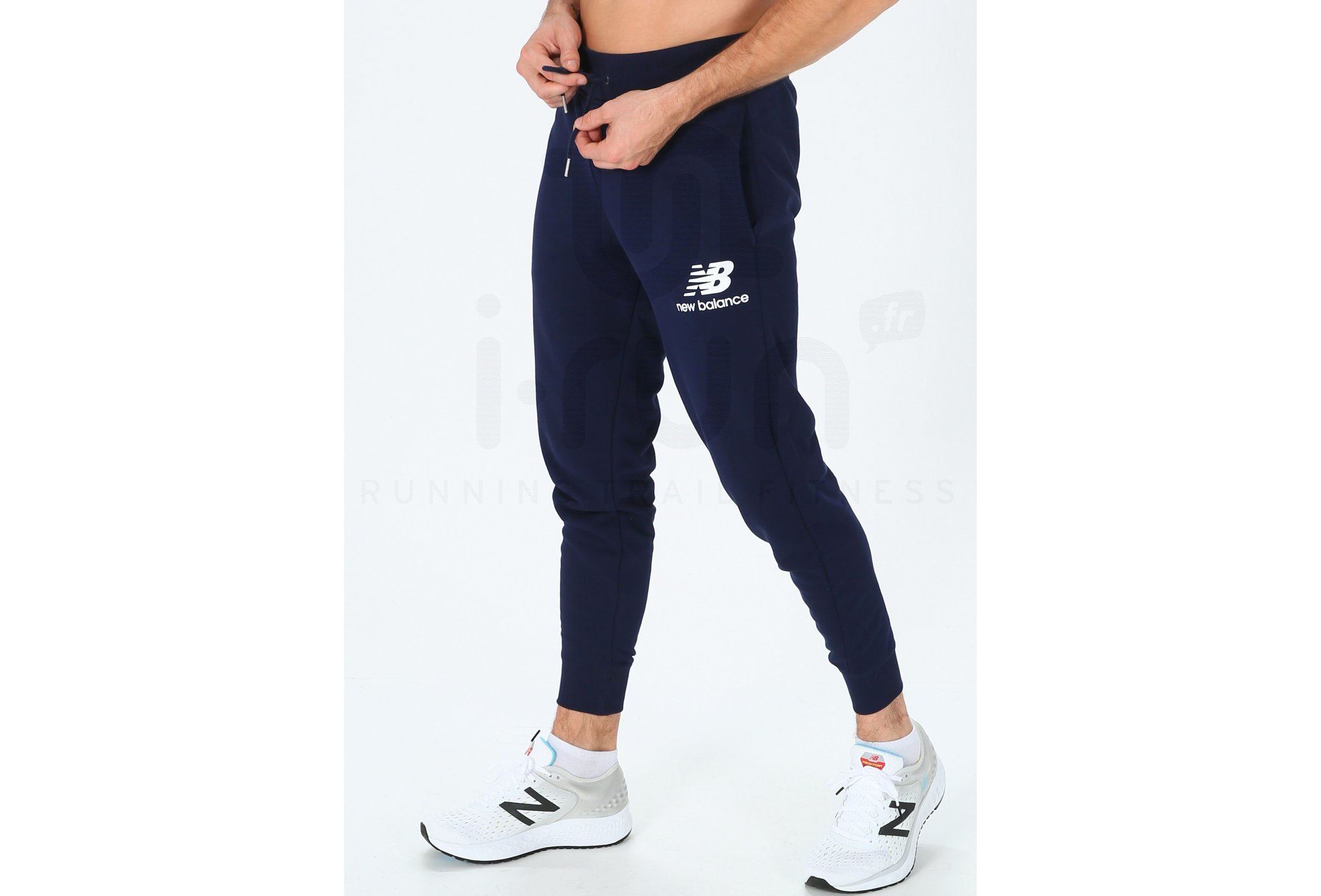 New Balance Pantalón Essentials en promoción | Hombre Ropa Pantalones ...