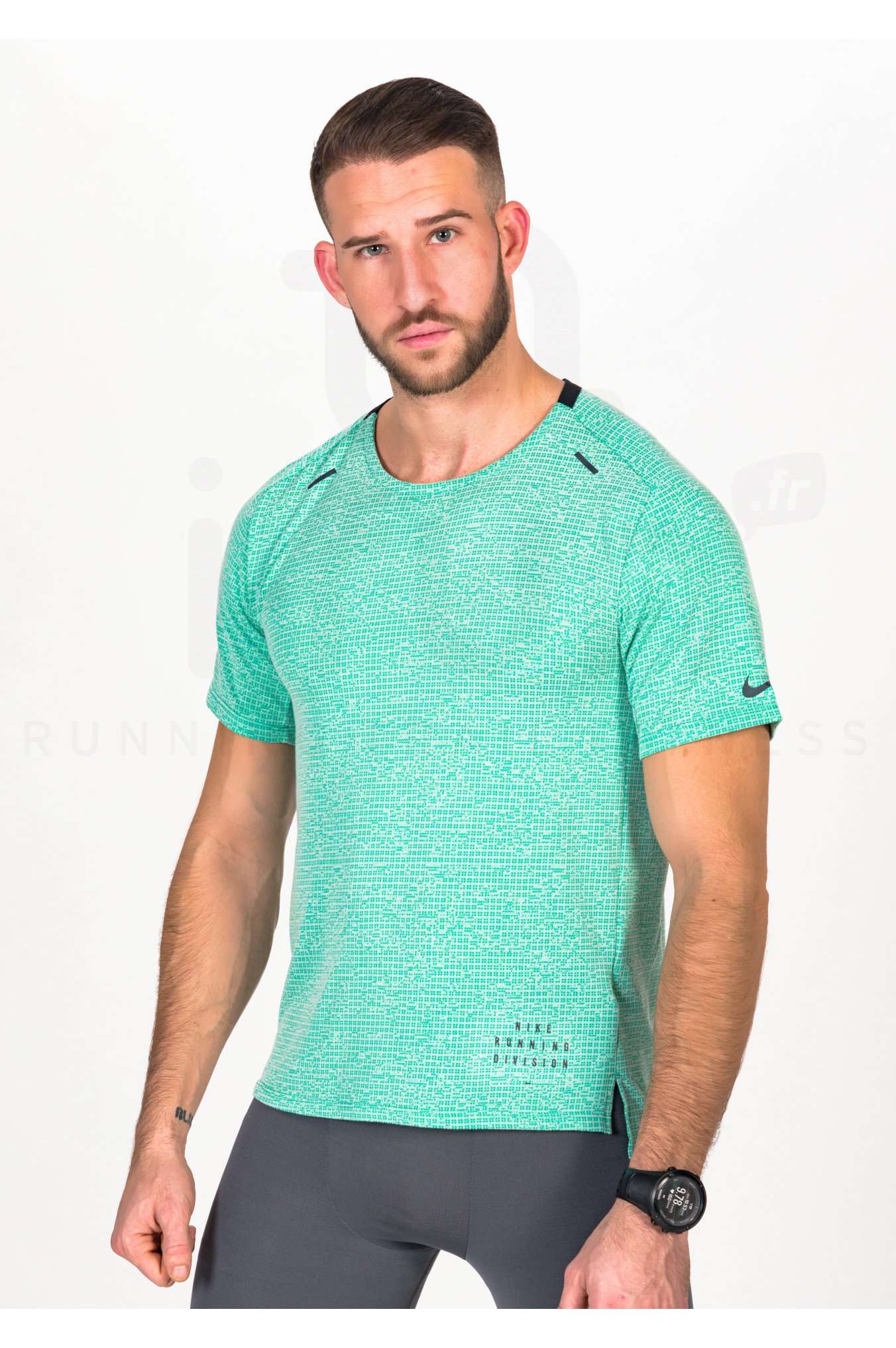 Nike Pinnacle Run Division M homme pas cher