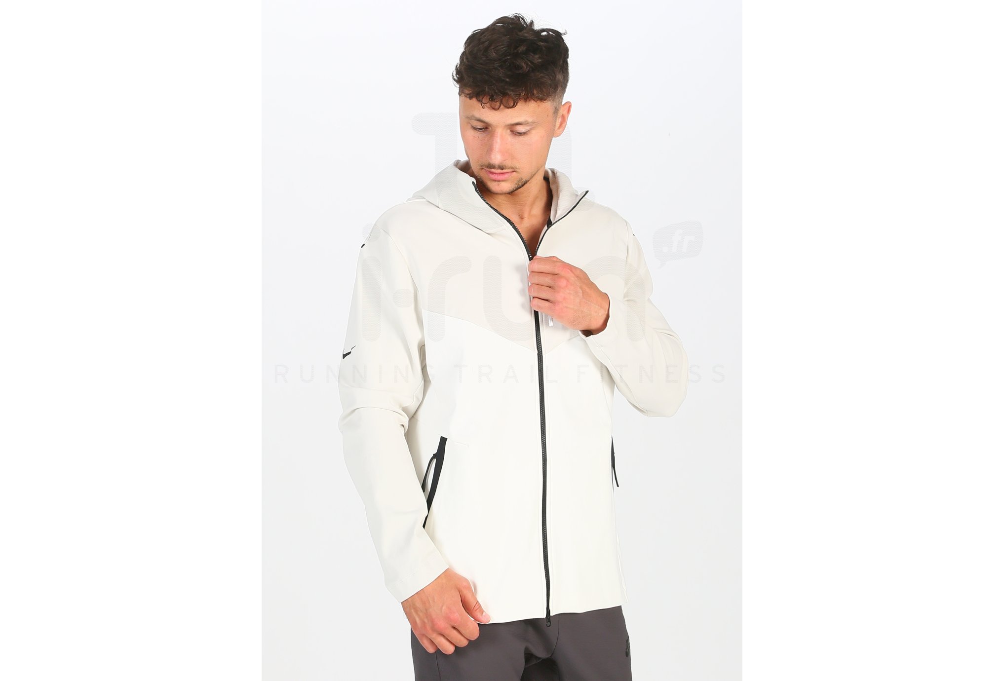 Nike Chaqueta Sportswear Teck Pack en promoción | Hombre Ropa Chaquetas ...