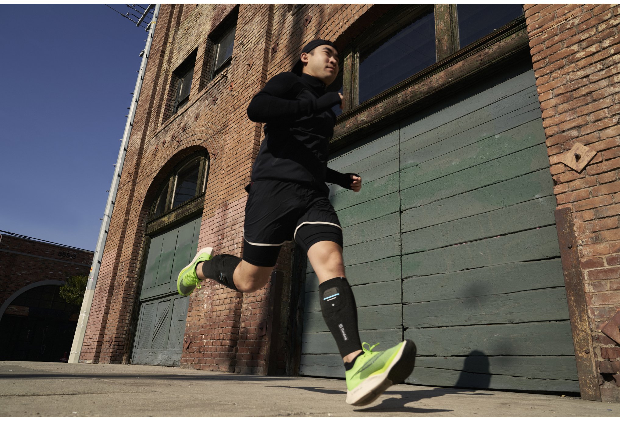 Therabody RecoveryPulse Calf | Sports Electronics Sleeves Therabody